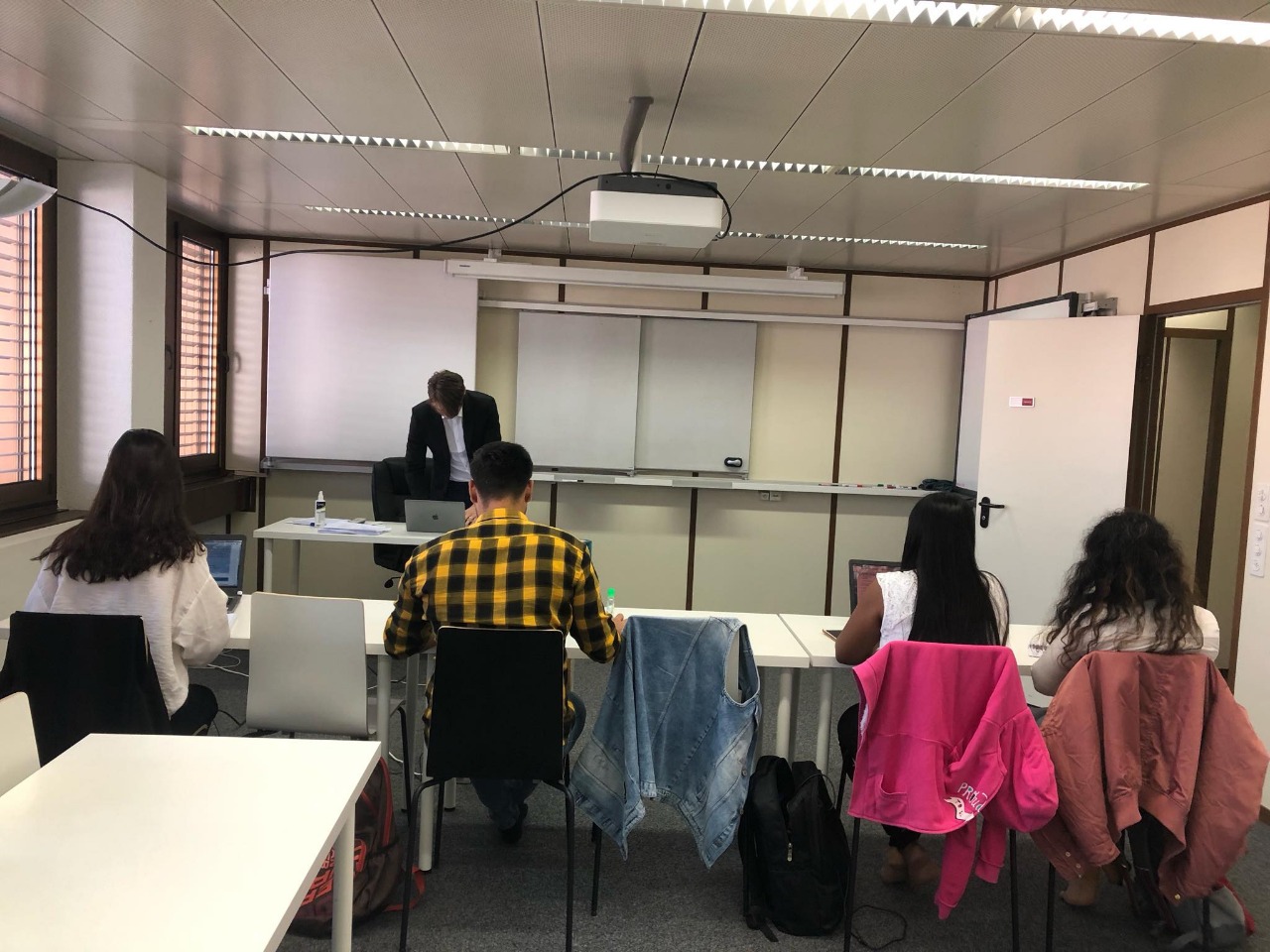 International Business Academy Of Switzerland